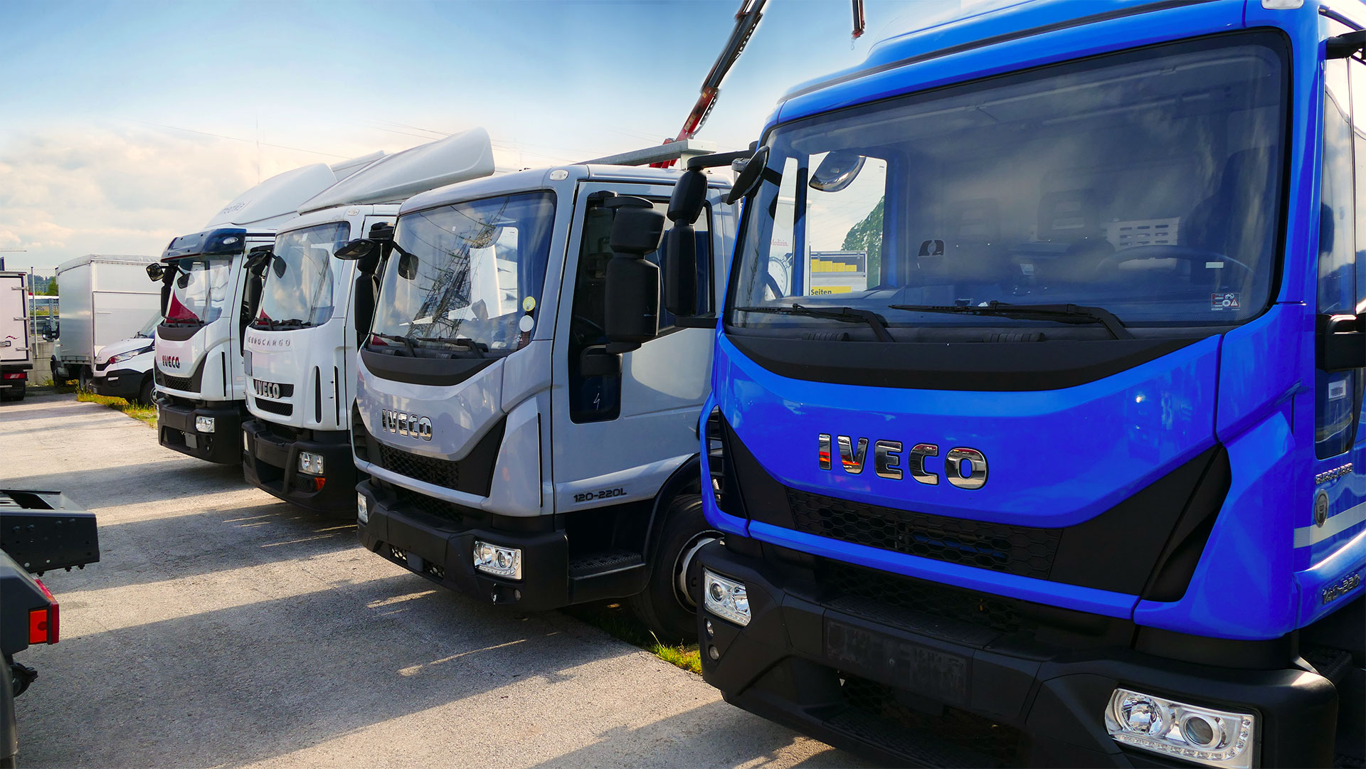 Camion Autocarri Veicoli Commerciali Nuovi e Usati